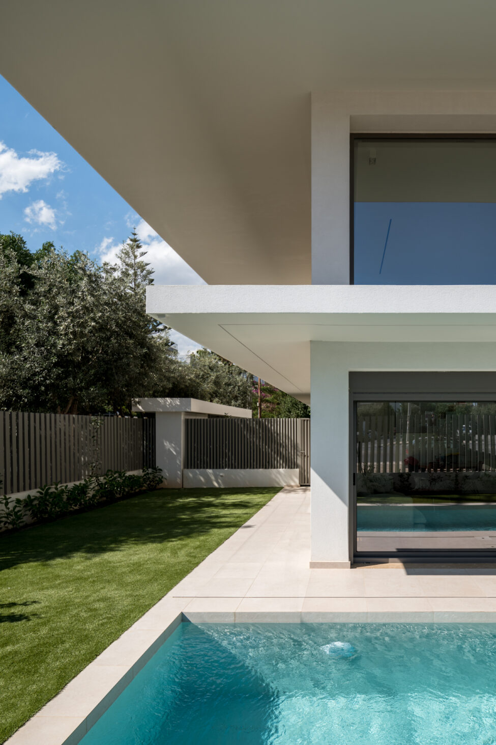 Niriidon - MIA Properties